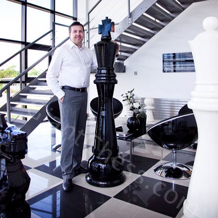 Outdoor Chess Set for Gardens or Furniture Decorations - from 8 inchi ...